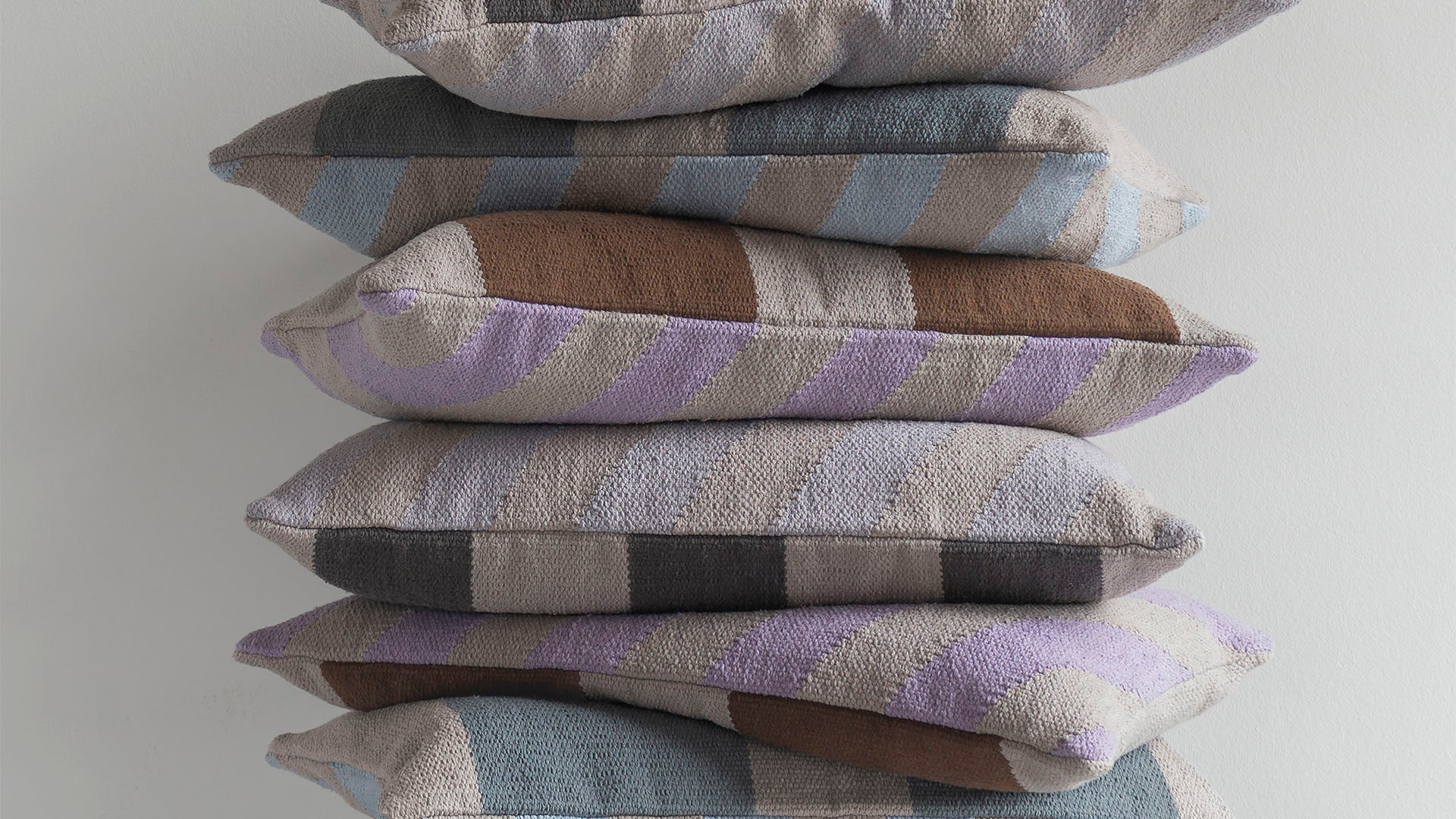 INNER CUSHIONS – Mette Ditmer - International